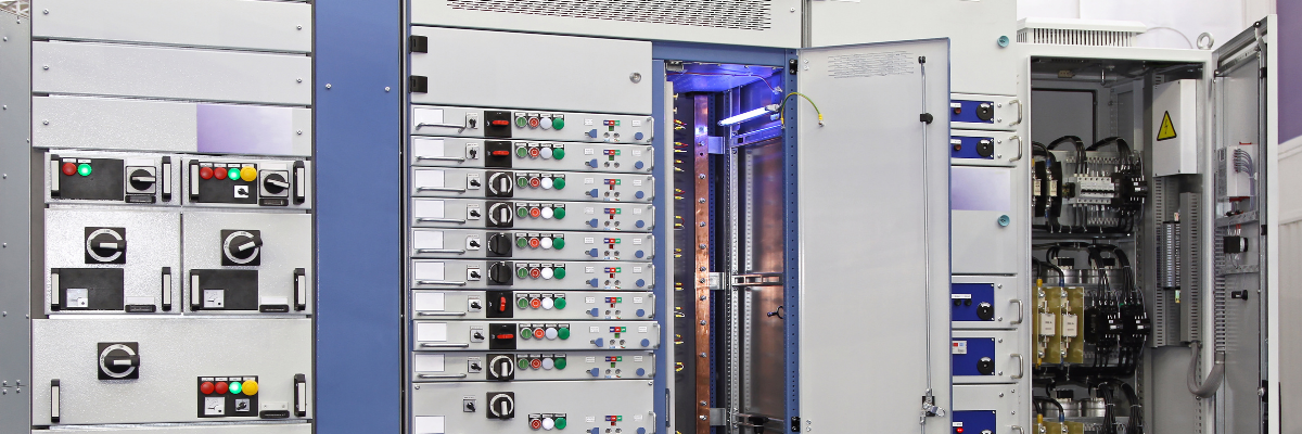 Smart Cabinets for Warehouse and Inventory Management-Qbasis