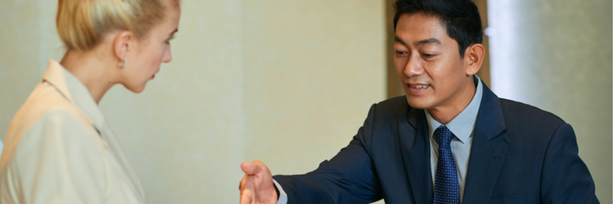 How Visitor Management System Eliminates Front Desk Problems