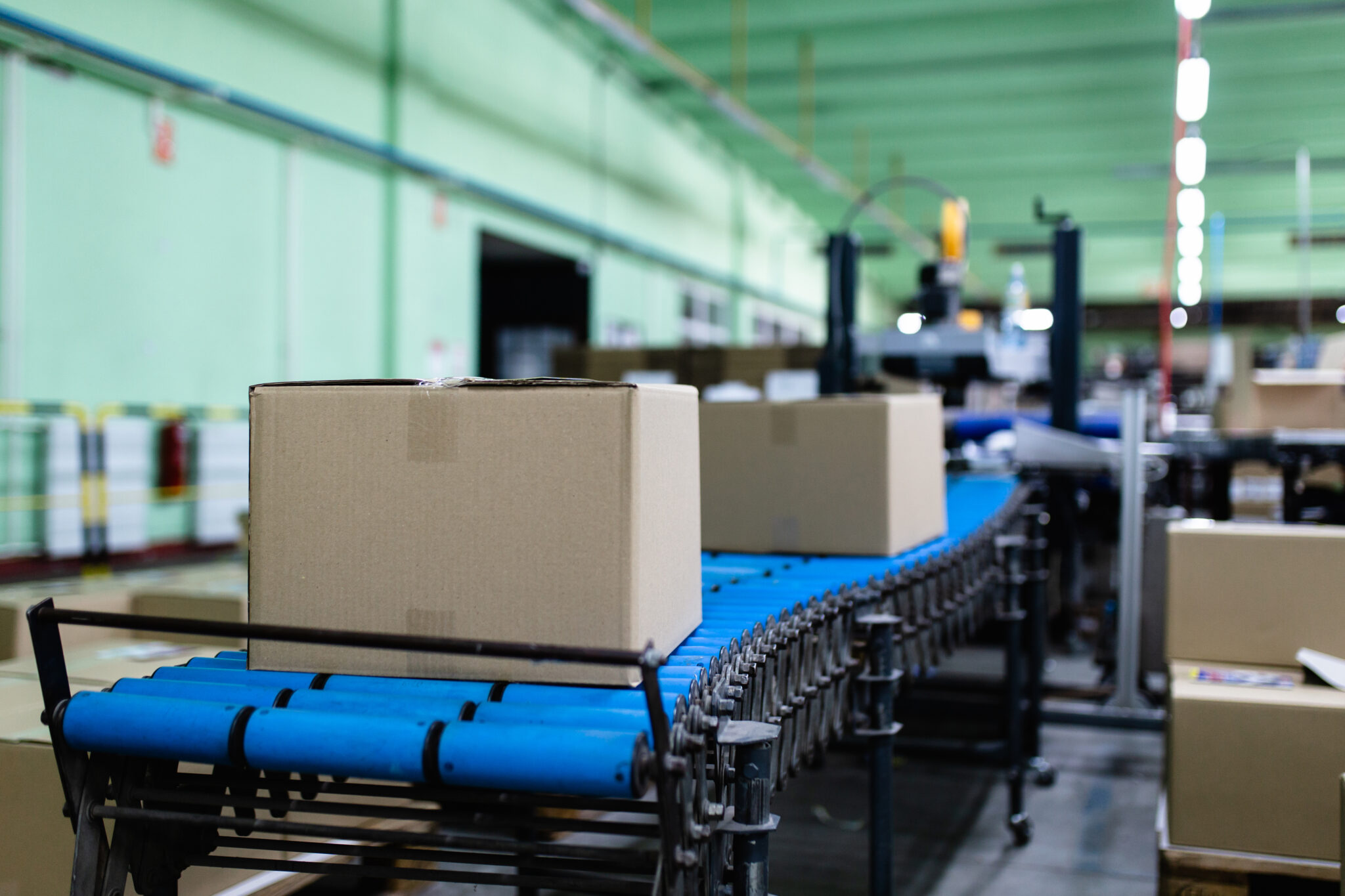 Best Practices To Apply Renewable Energy Solutions To Warehouses